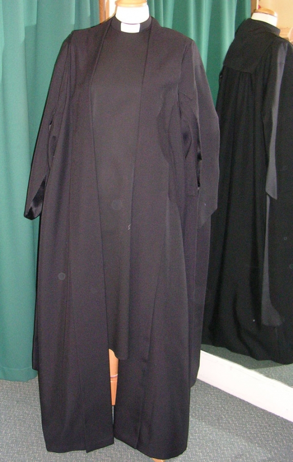 Vergers Gown (Plain)